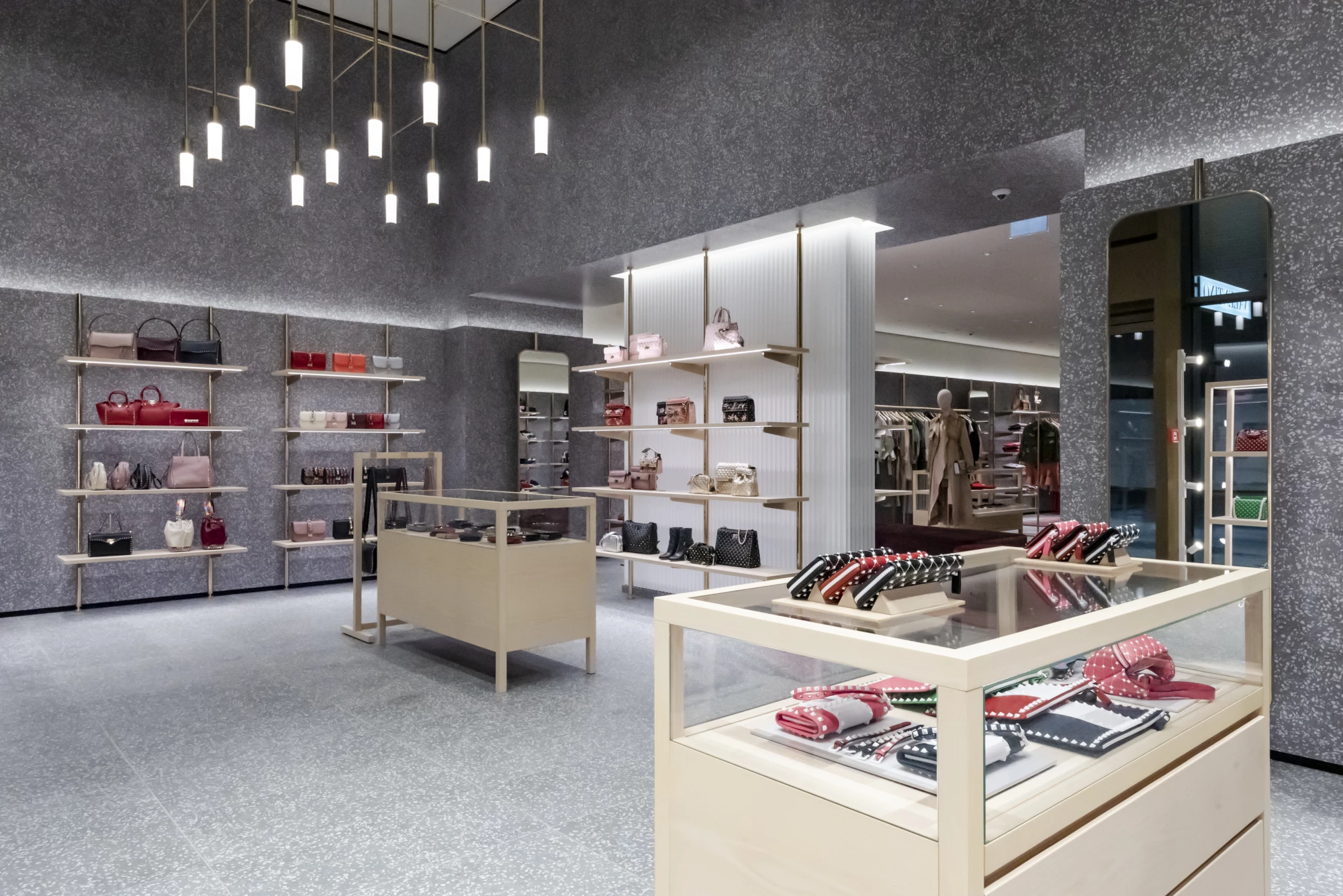 Valentino - BBA Studio